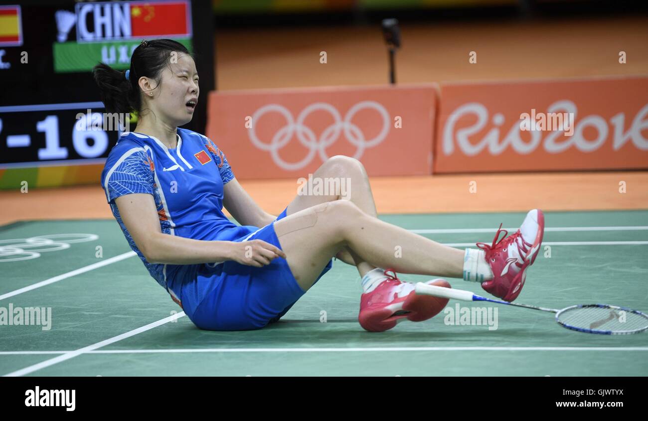Rio De Janeiro, Brazil. 18th Aug, 2016. China's Li Xuerui gets injured ...