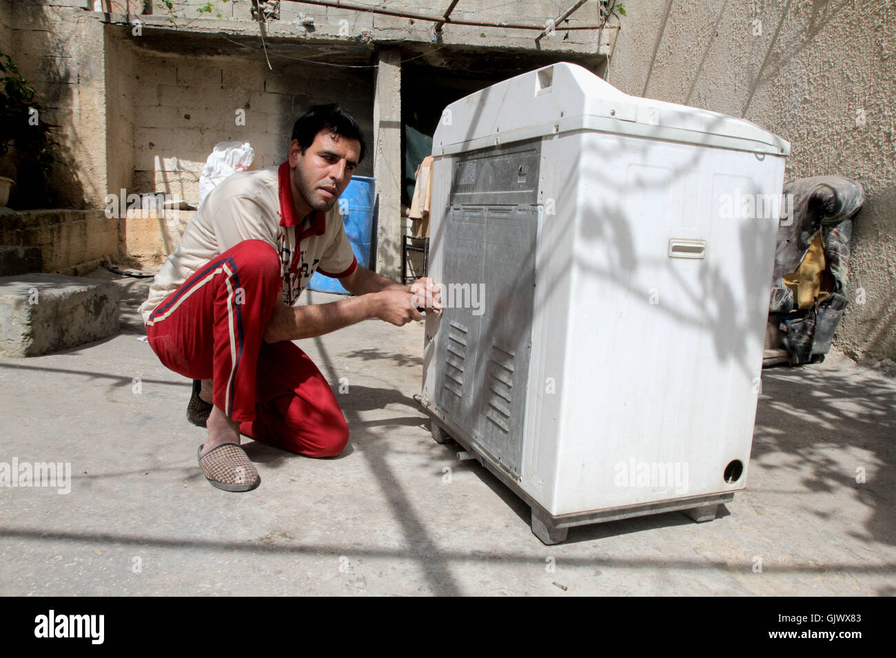 West Bank, Palestine. 18th Aug, 2016. Palestinian blind man Rami Abu ...