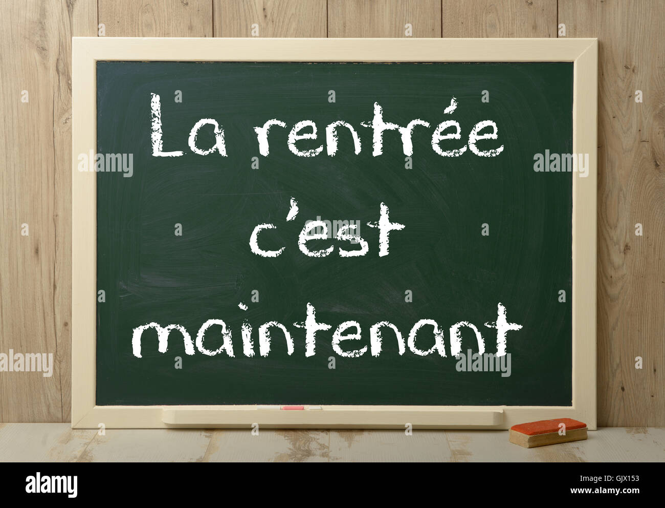 " c est la rentree maintenant" back to school written on green ...