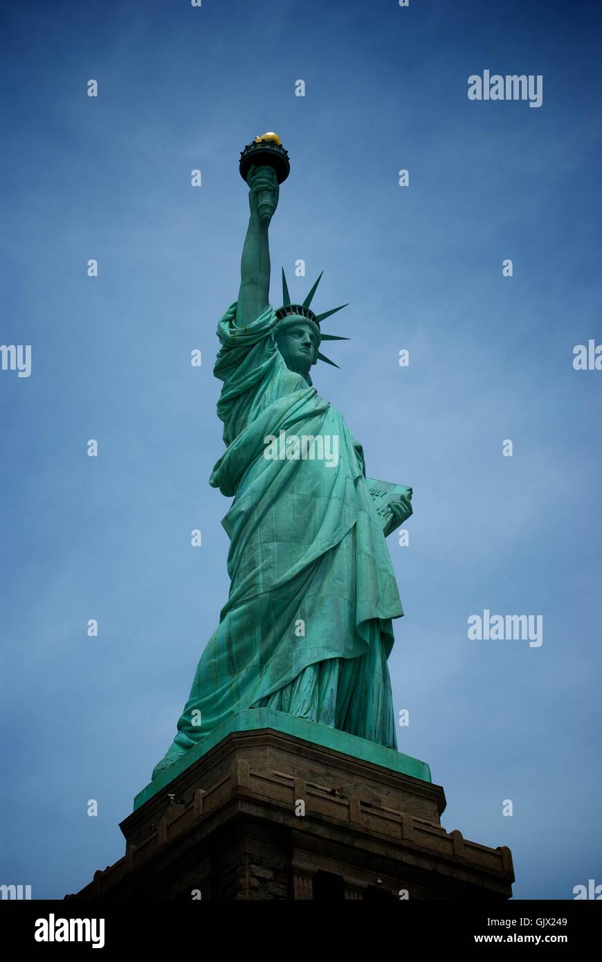 statue freedom liberty Stock Photo - Alamy