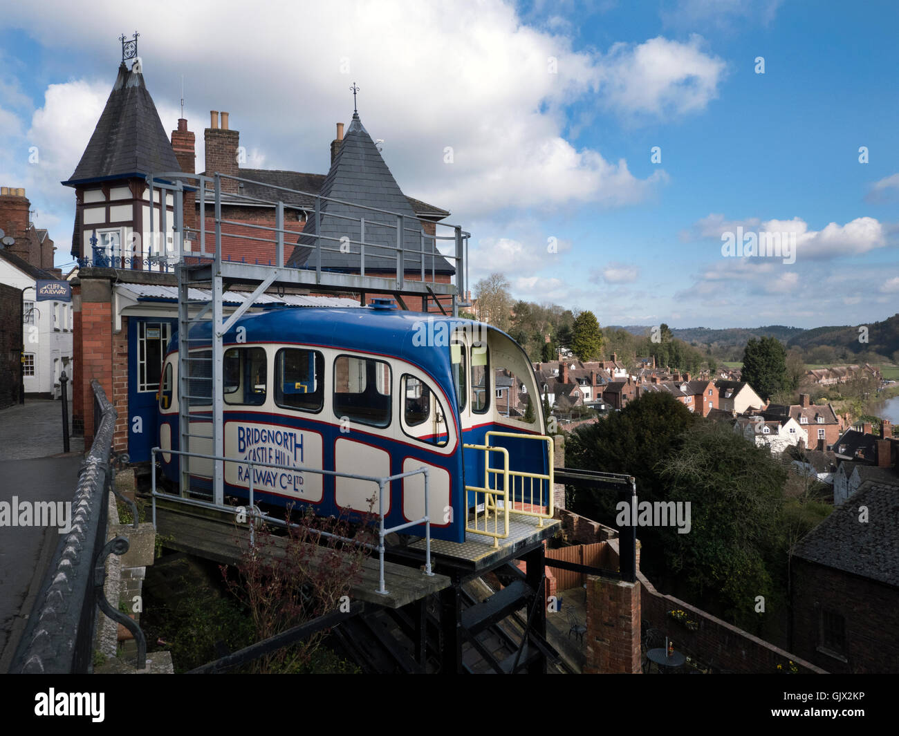 Castle hill cliff railway bridgnorth hi-res stock photography and ...