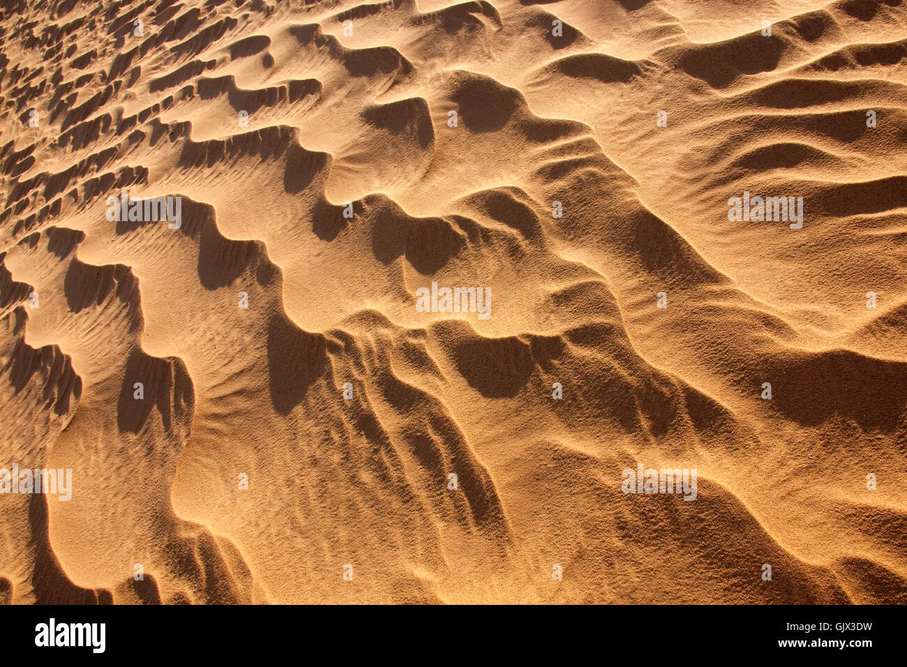 Brown desert hi-res stock photography and images - Alamy