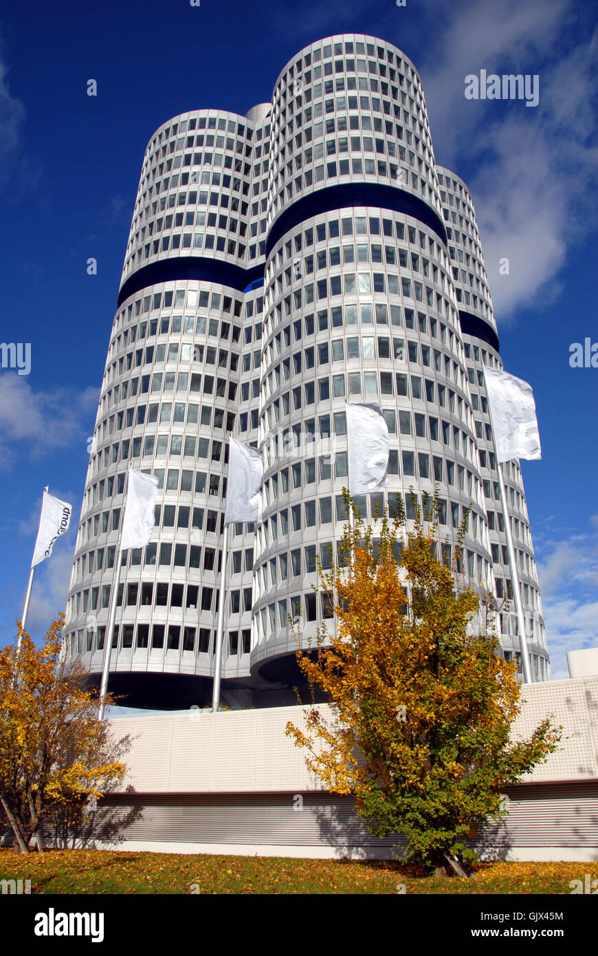 Bmw office hi-res stock photography and images - Alamy