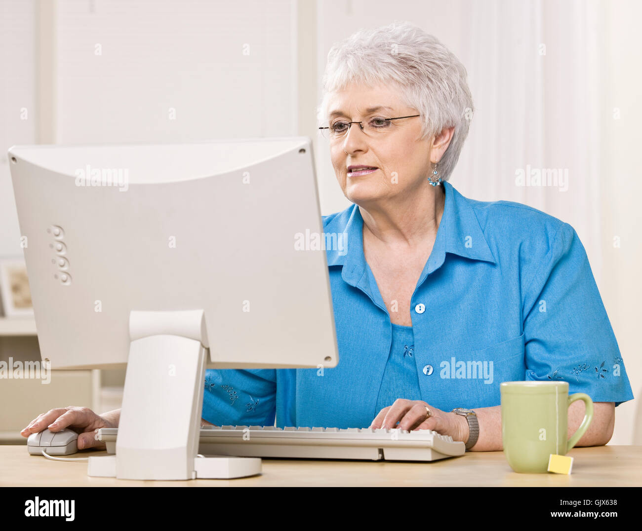 woman inside female Stock Photo - Alamy