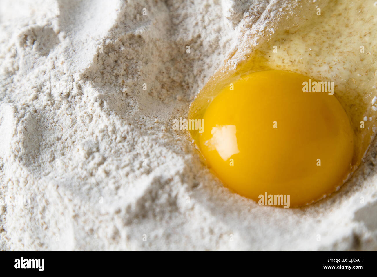 Runny yoke hi-res stock photography and images - Alamy