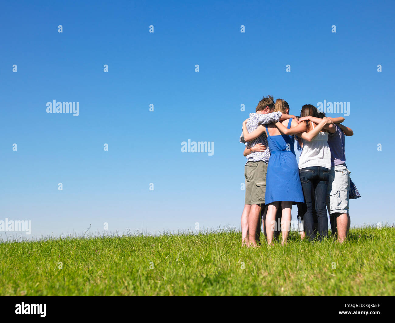 Few humans horizontal hi-res stock photography and images - Alamy