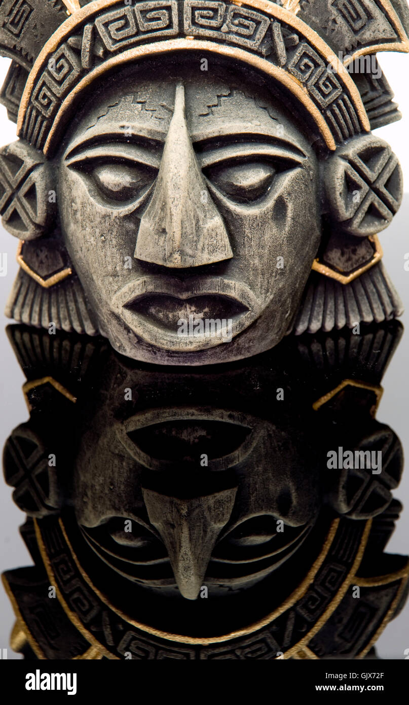 Aztec Statue Stock Photos & Aztec Statue Stock Images - Alamy
