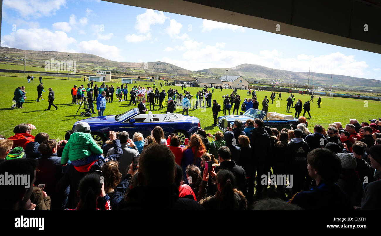 Chris Evans and Matt LeBlanc on the film set of 'Top Gear' at Dingle ...
