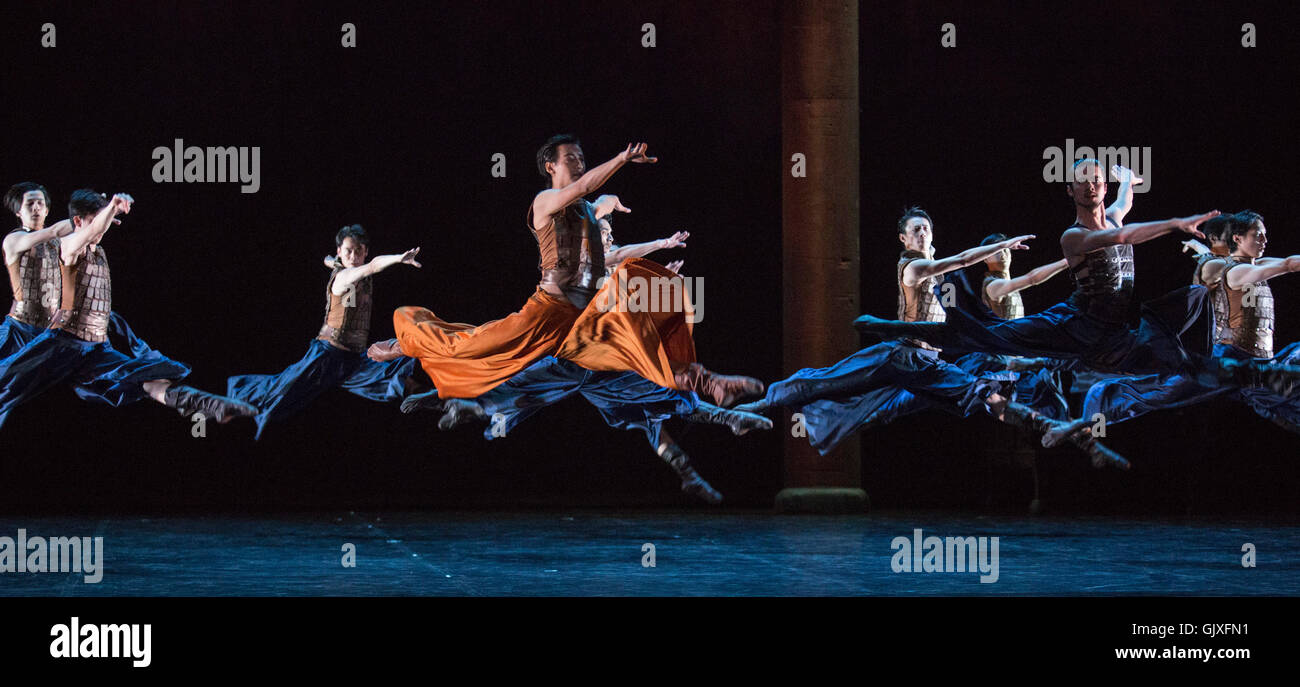 Shanghai ballet hi-res stock photography and images - Alamy