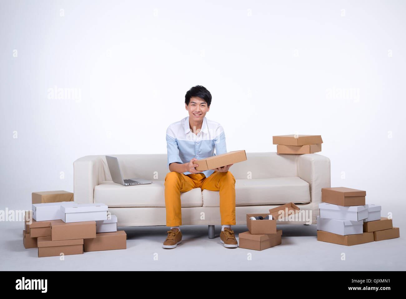Quality merchandise hi-res stock photography and images - Alamy