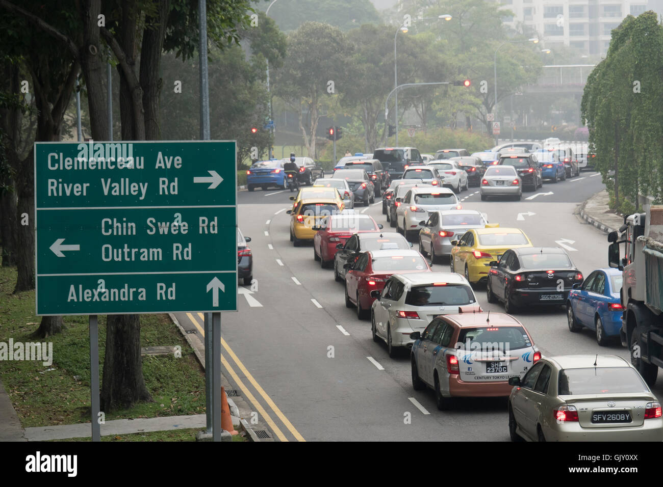 Singapore, Heavy Traffic Alexandra Road Stock Photo - Alamy