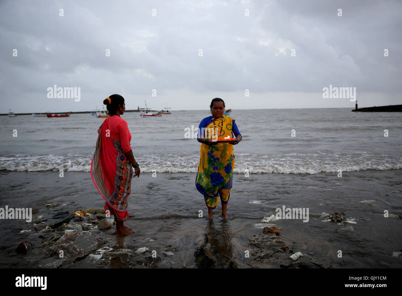Koli women hi-res stock photography and images - Alamy