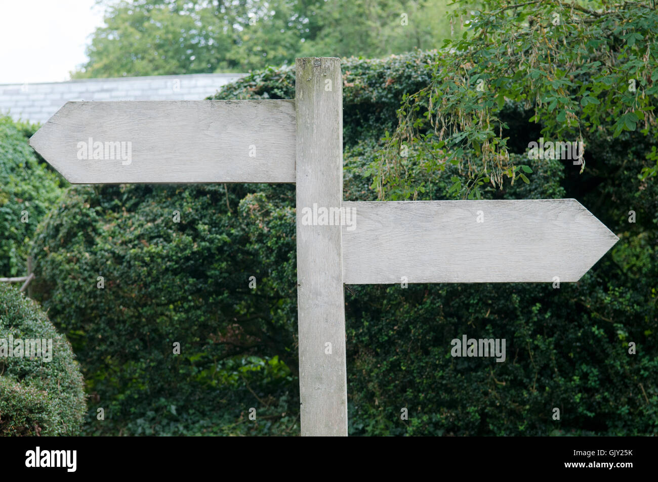 signpost with empty space to add text Stock Photo - Alamy