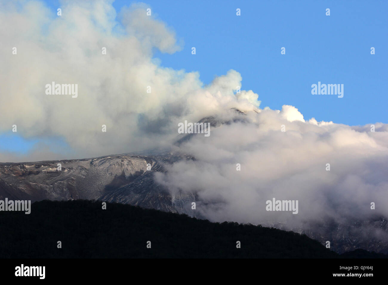 Mount Etna, Europe's highest active volcano, erupts on the southern ...