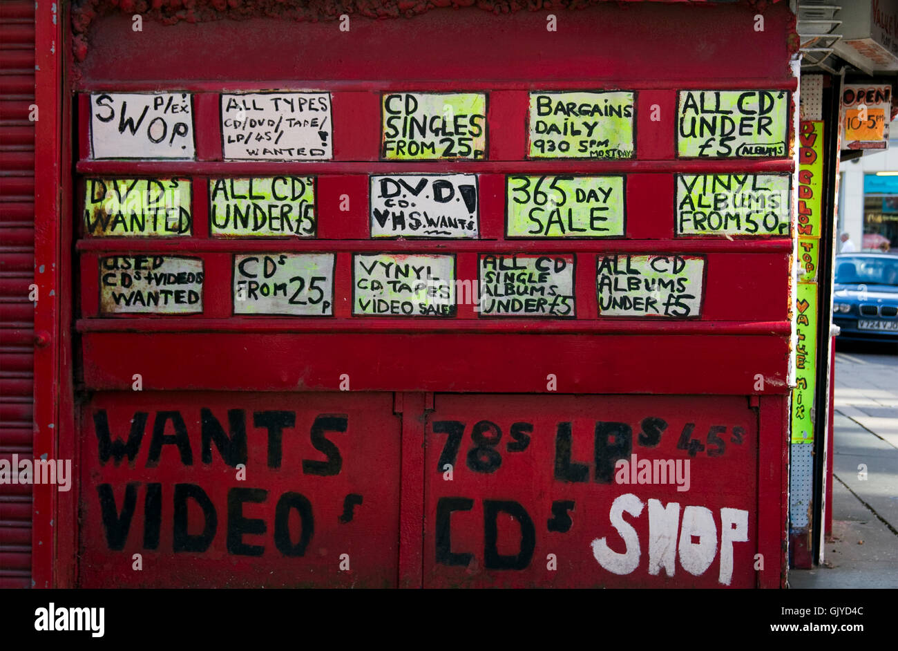 Second Hand Stall Manchester Stock Photo - Alamy