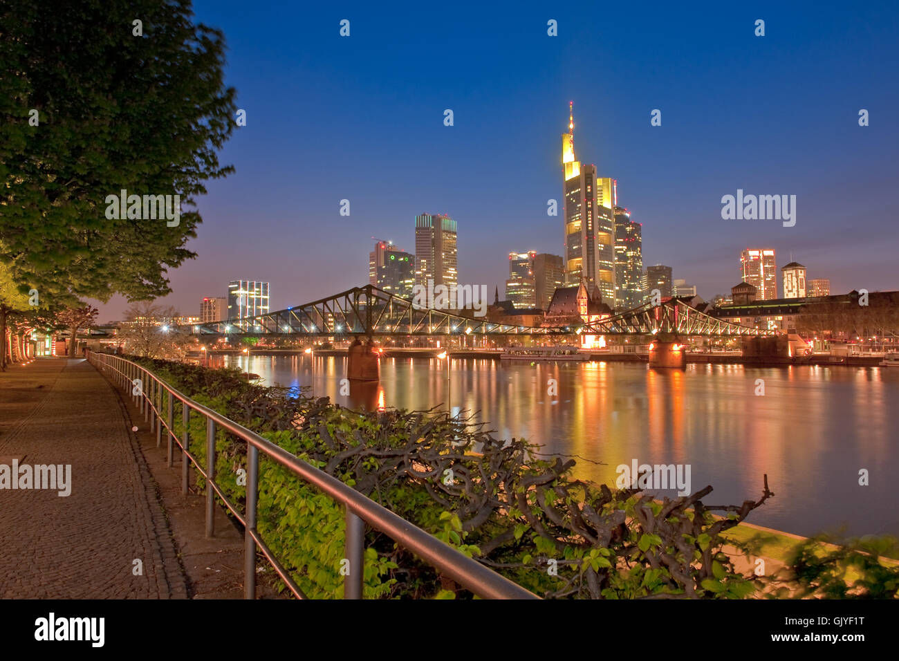 Ffm hi-res stock photography and images - Alamy