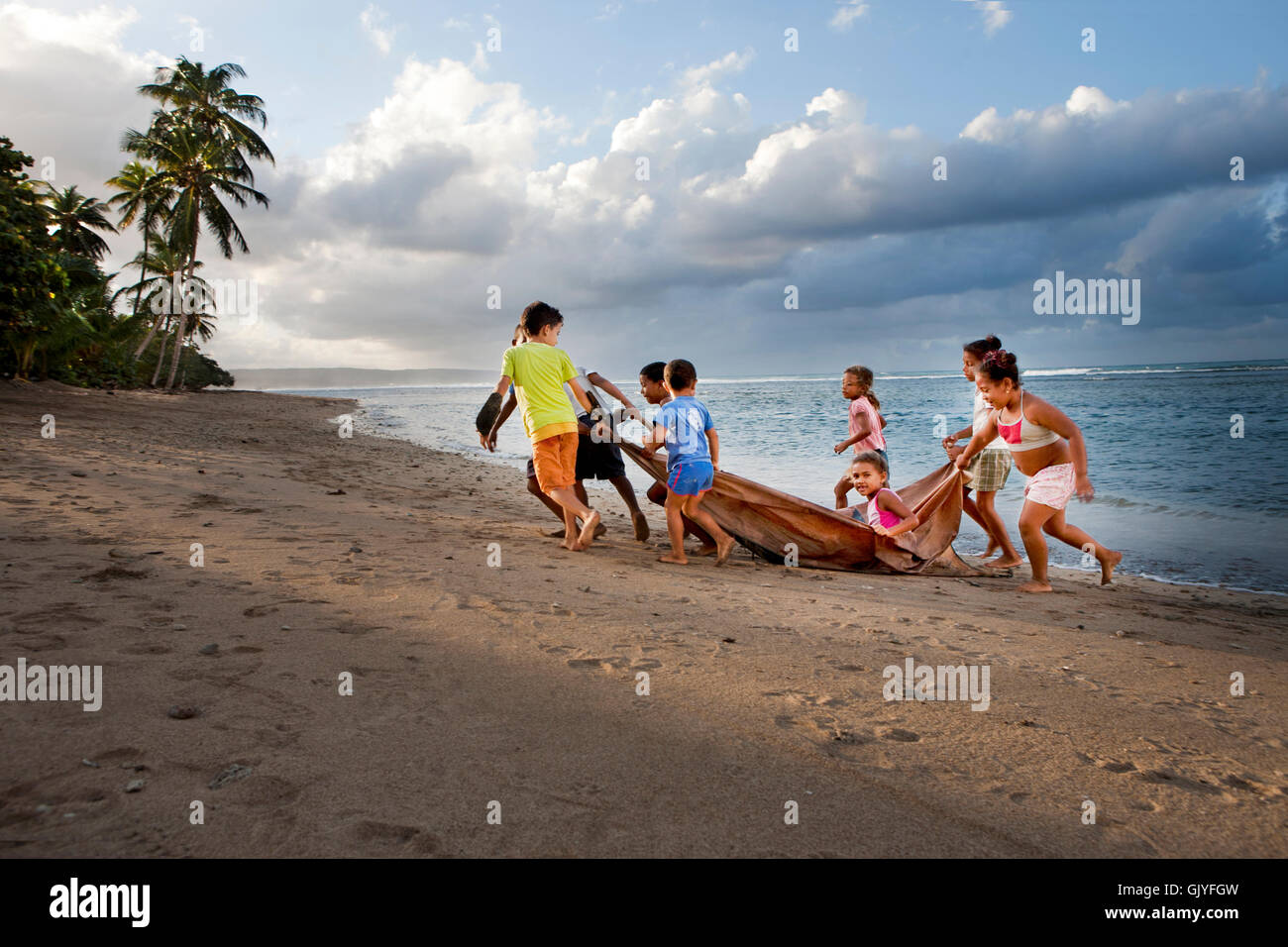 Old cuban children hi-res stock photography and images - Alamy