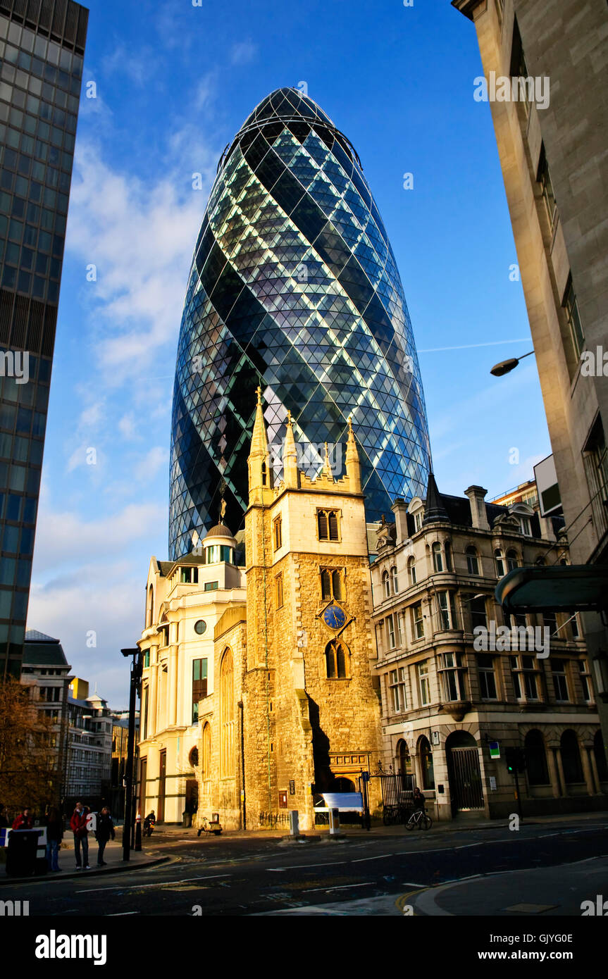 Office towers and church tower hi-res stock photography and images - Alamy