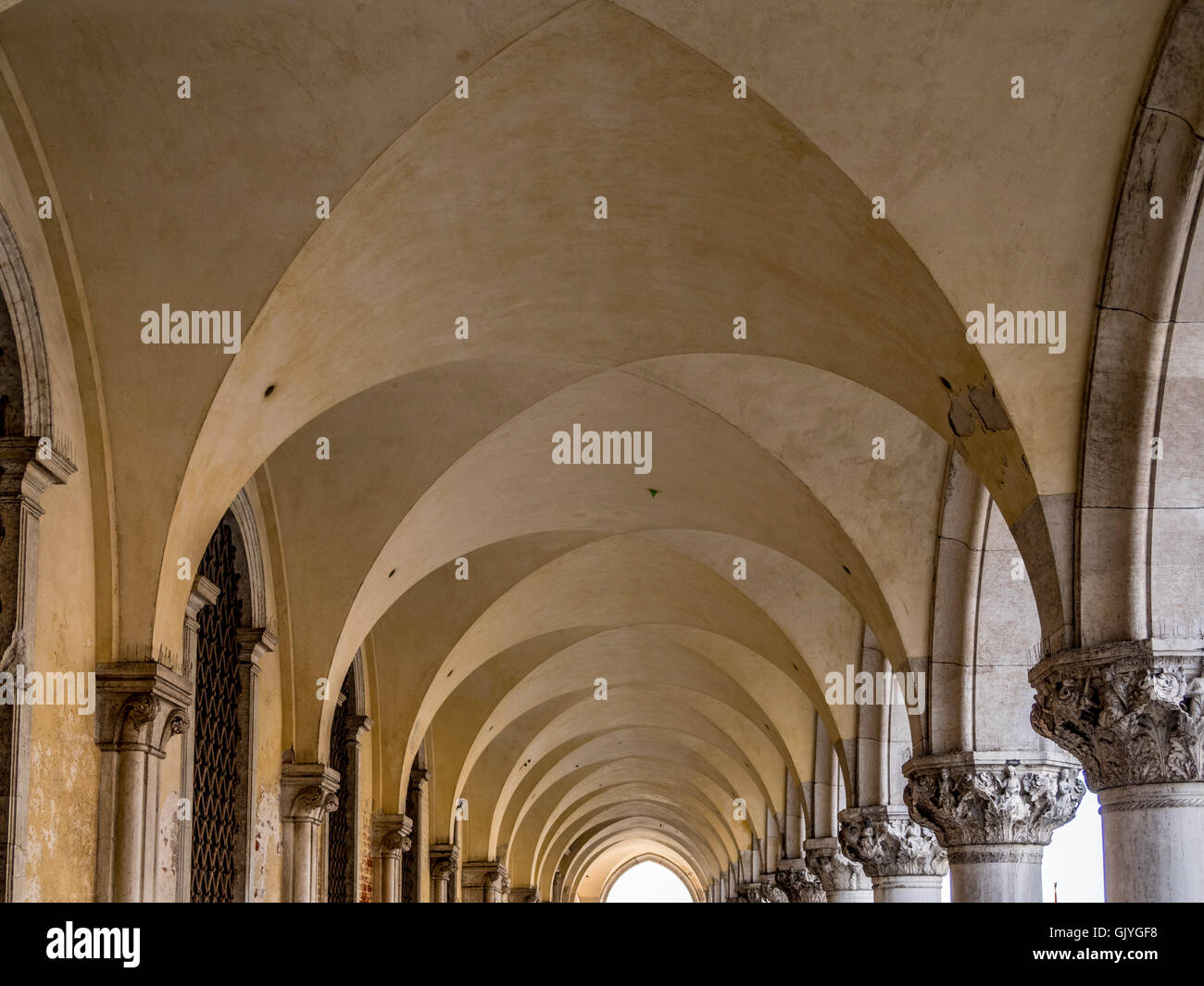Arch ceiling of cloister hi-res stock photography and images - Alamy