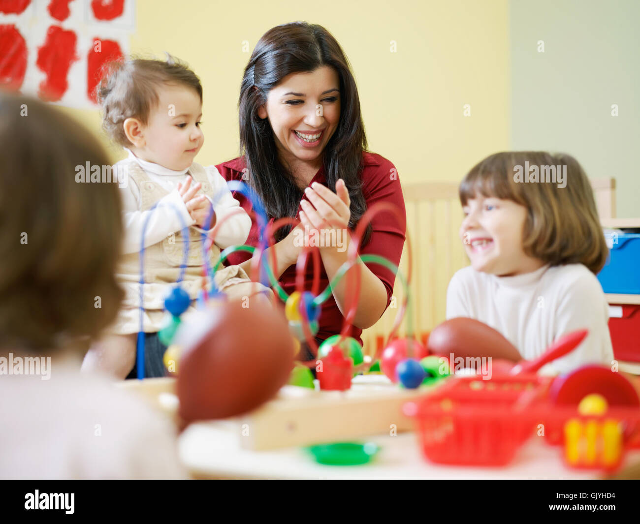 4 human being child children kid kids hi-res stock photography and ...