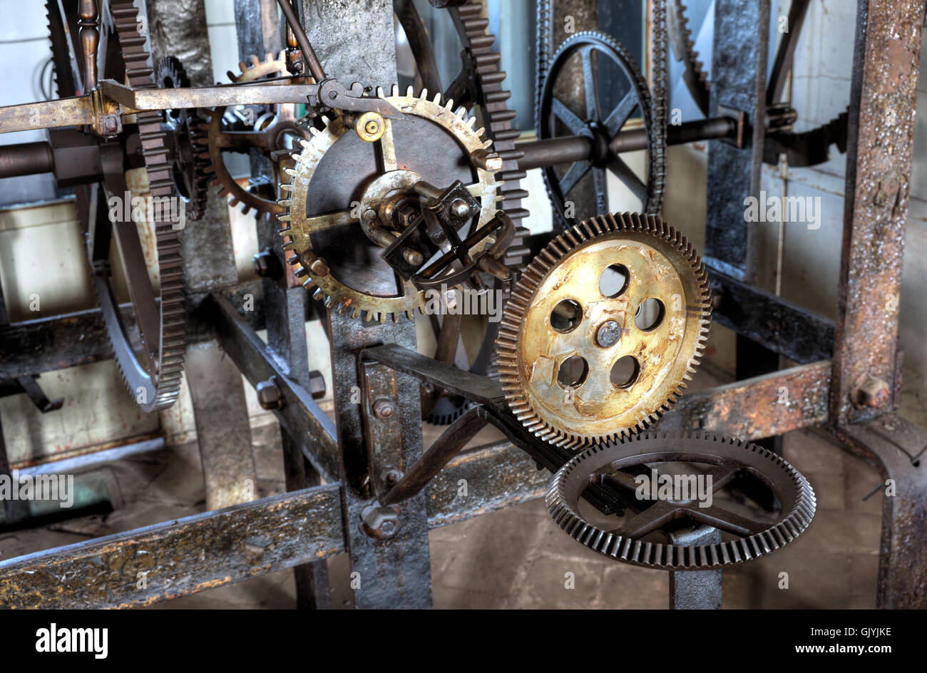 wheel teeth wheels Stock Photo - Alamy