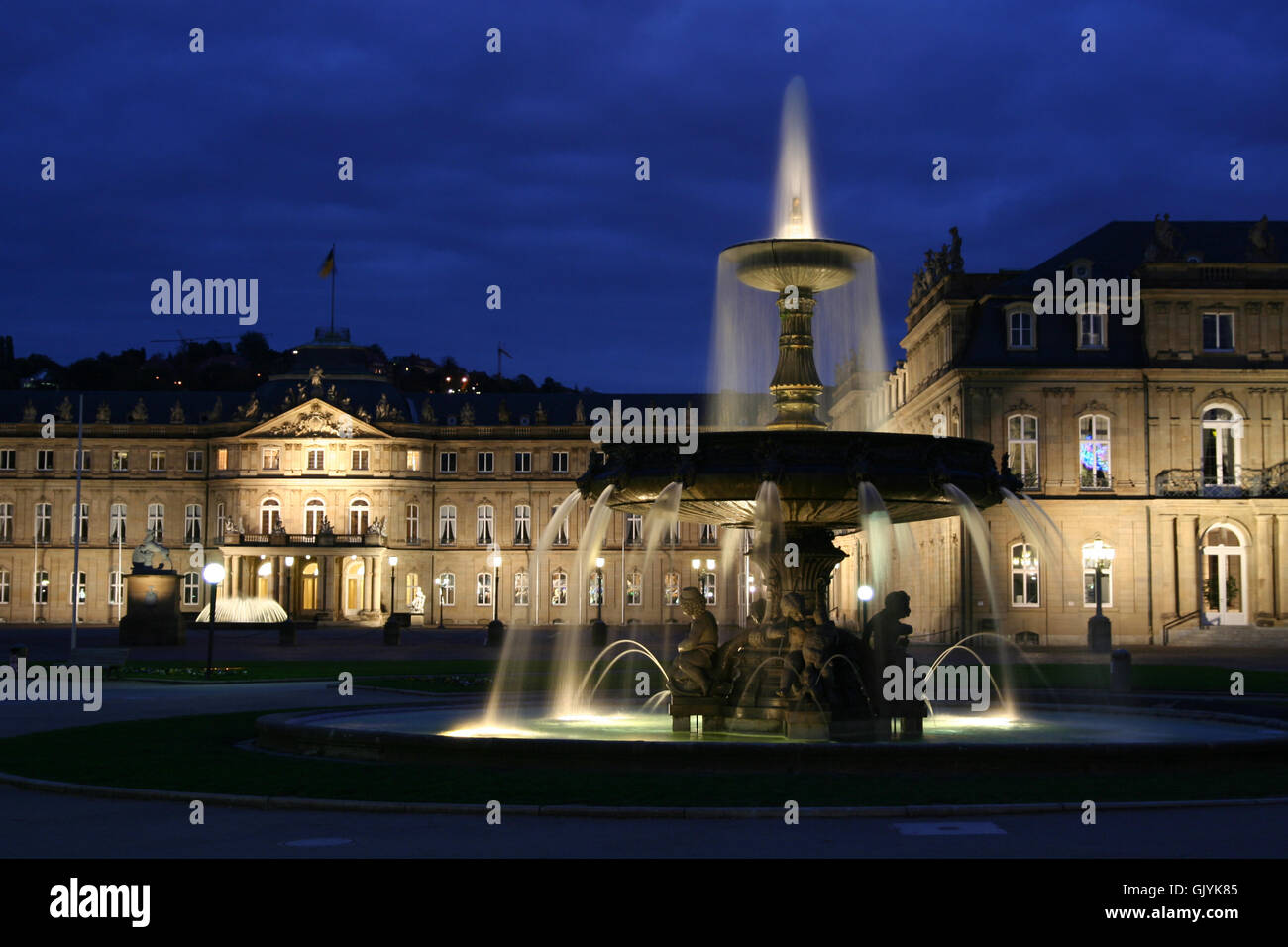 new castle stuttgart at night Stock Photo - Alamy
