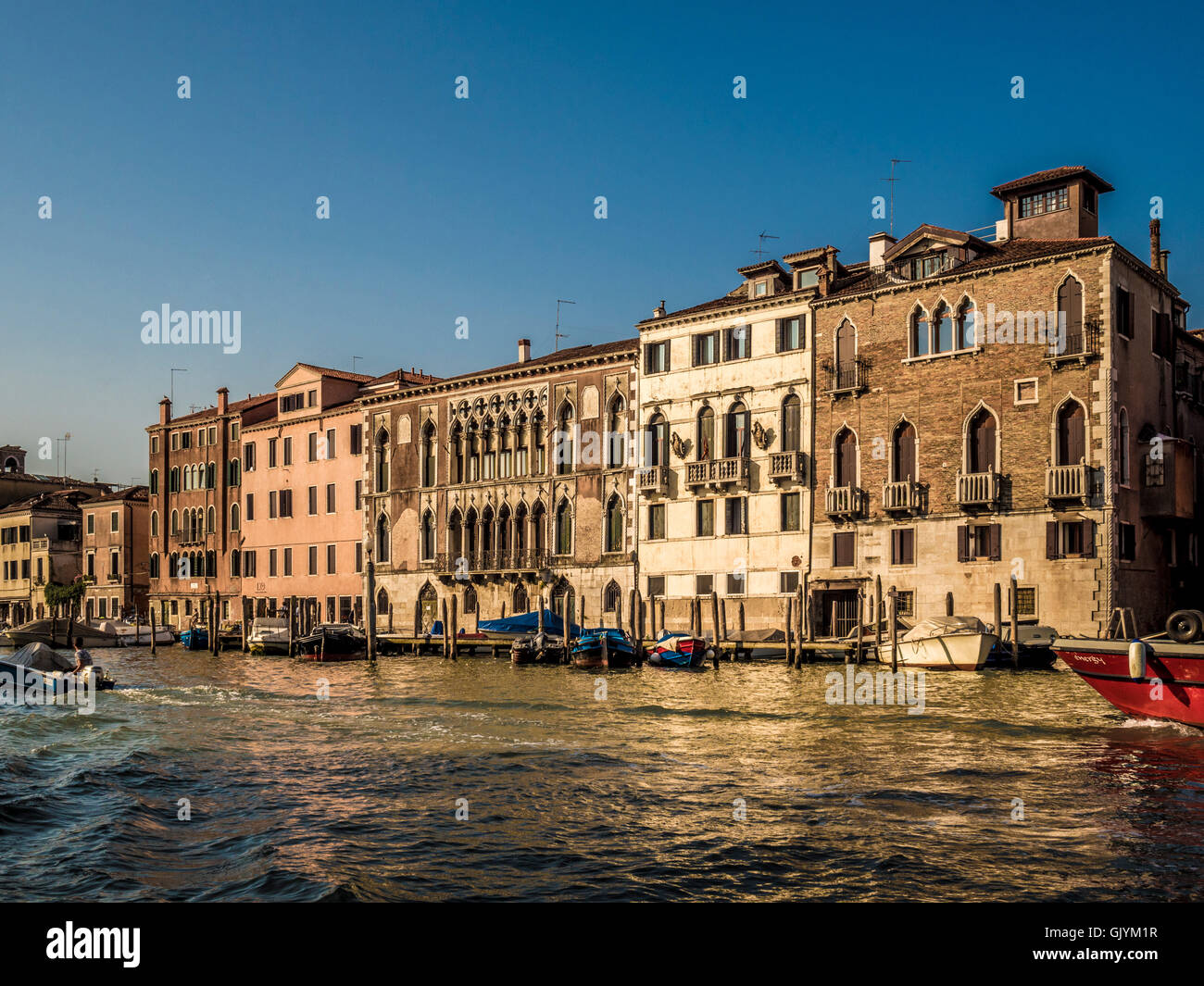 Traditional render colour hi-res stock photography and images - Alamy