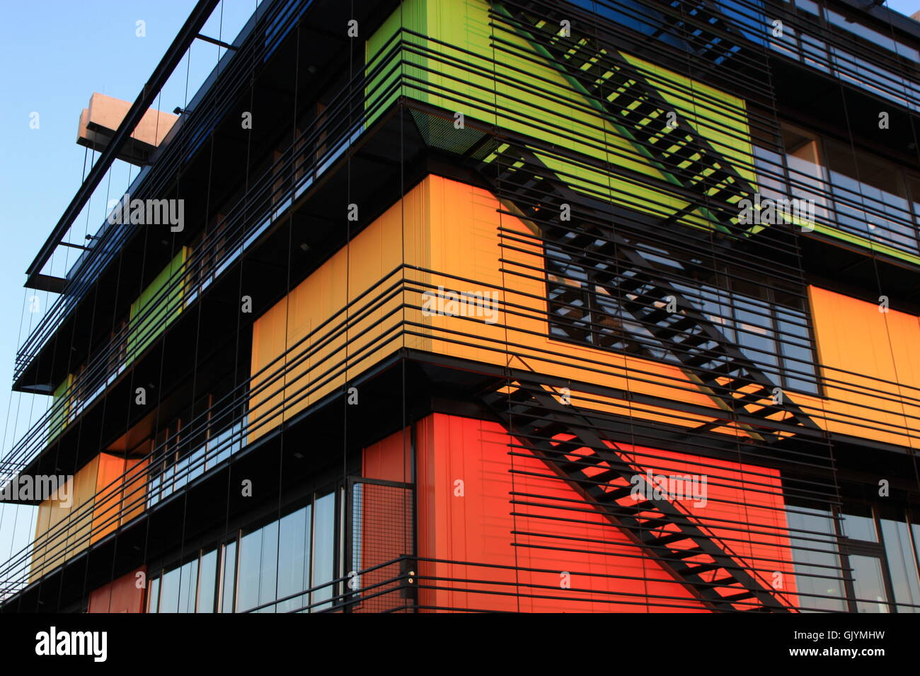 Colourful modern building hi-res stock photography and images - Alamy