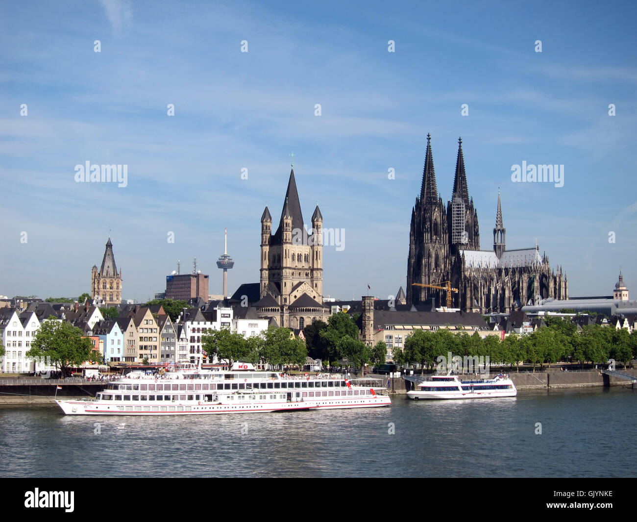 Rhine and cologne cathedral hi-res stock photography and images - Alamy