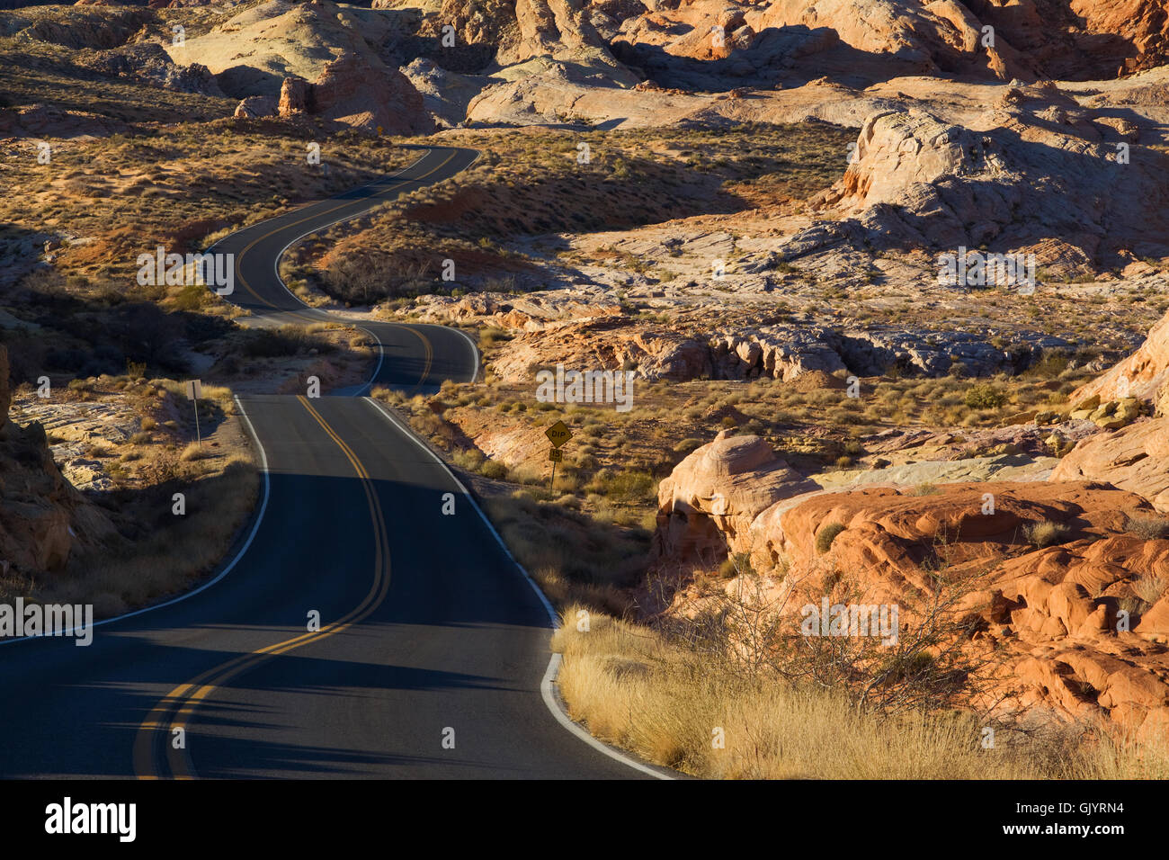Desert wasteland usa valley hi-res stock photography and images - Alamy