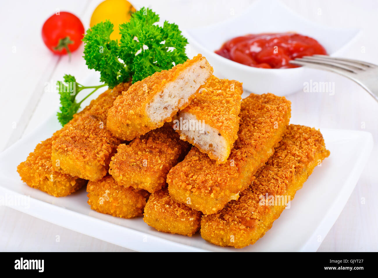 Frozen fish sticks hi-res stock photography and images - Alamy