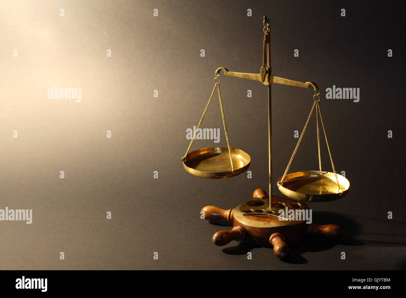 Ancient weight scale hi-res stock photography and images - Alamy