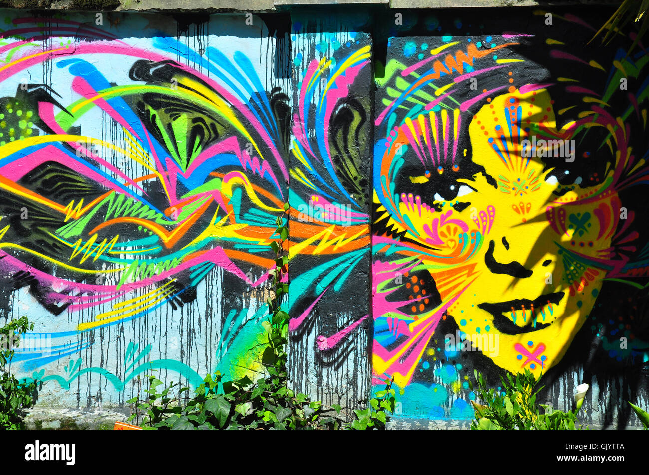 daub graffiti grafitti Stock Photo - Alamy