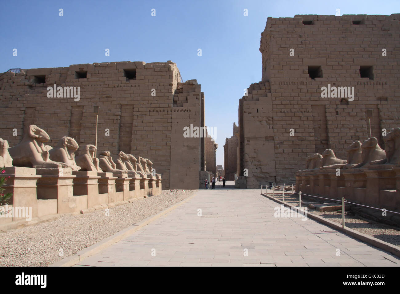 Karnak road hi-res stock photography and images - Alamy