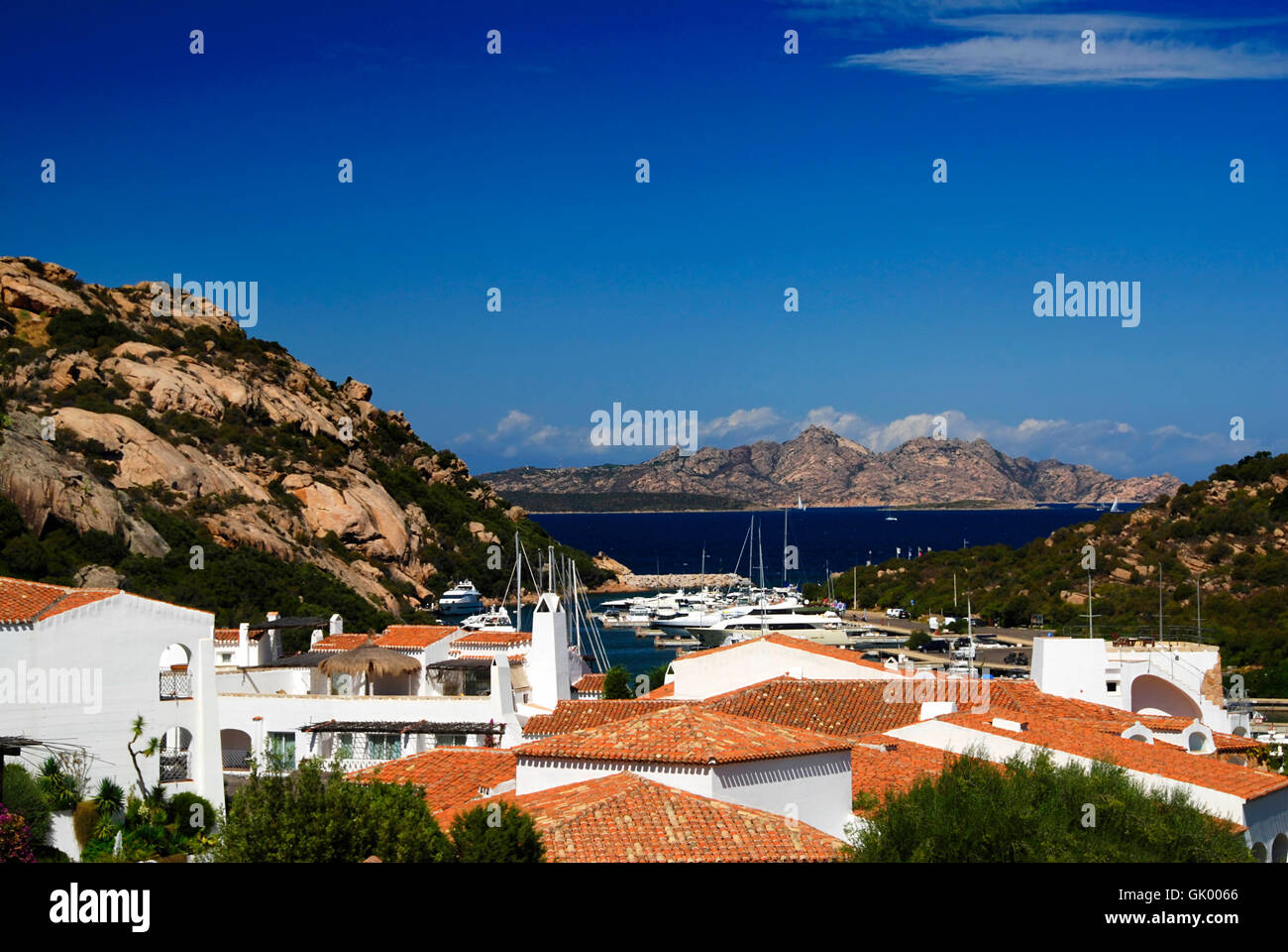harbor bay salt water Stock Photo - Alamy