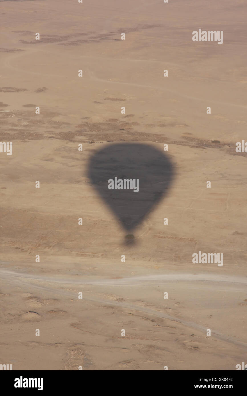 Hot air balloon shadow Stock Photo - Alamy
