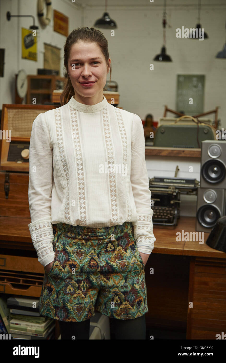 Frau temme sucht das glueck hi-res stock photography and images - Alamy