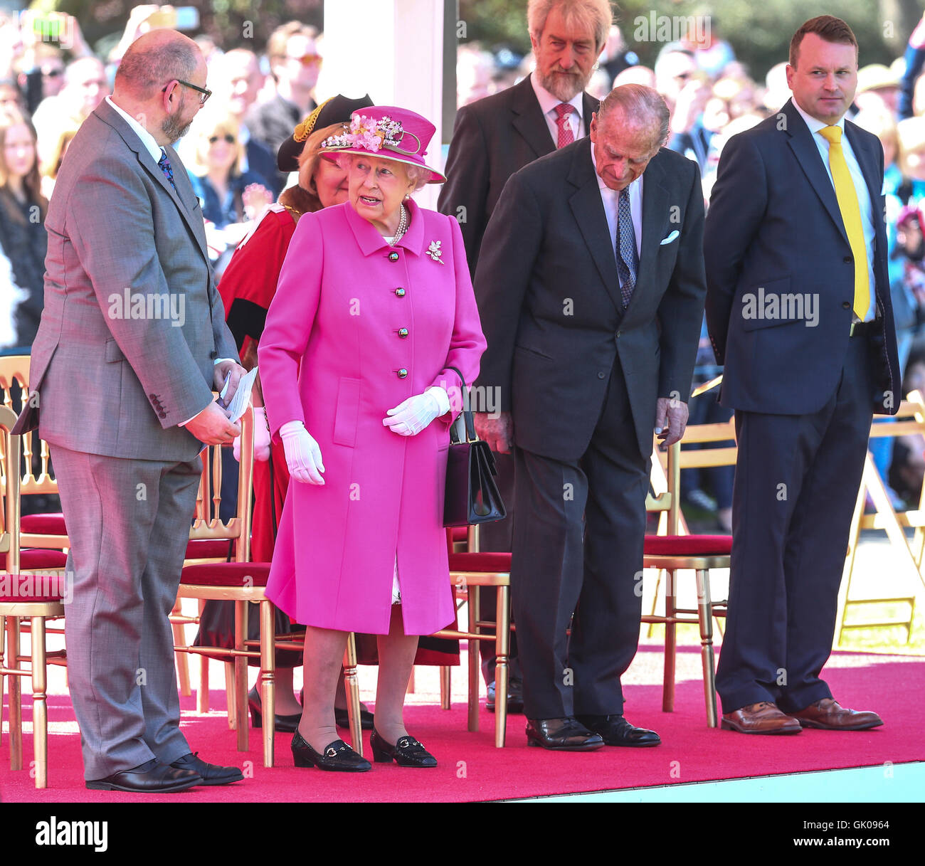 Queen Elizabeth II officially opens the new Bandstand at Alexandra ...