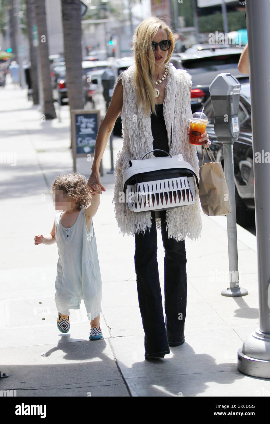 Rachel Zoe takes her son Kaius shopping in Beverly Hills Featuring ...