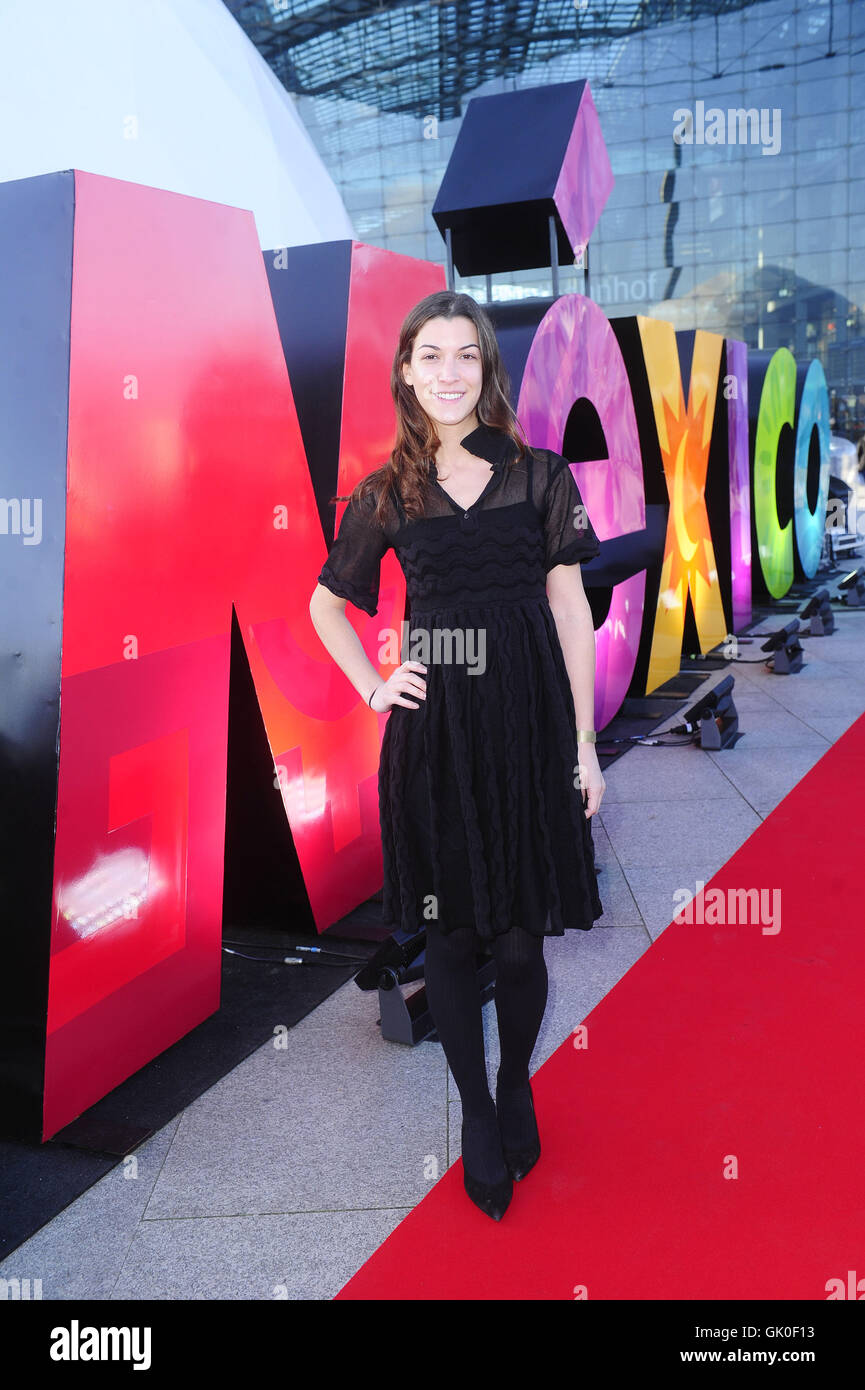 Entdecke Mexico' at Hauptbahnhof Featuring: Amira El Sayed Where ...