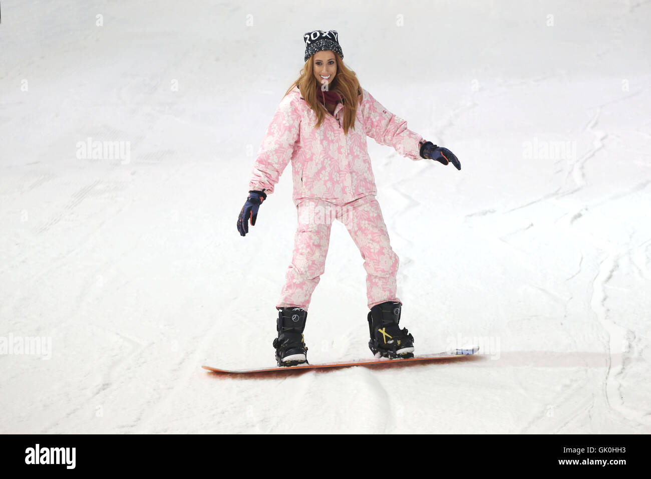 Stacey Solomon and Aimee Fuller National Schools Snowsport Week ...