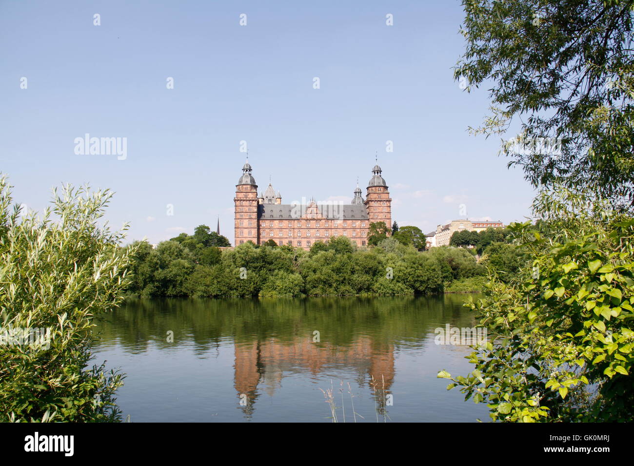 Burgturme hi-res stock photography and images - Alamy