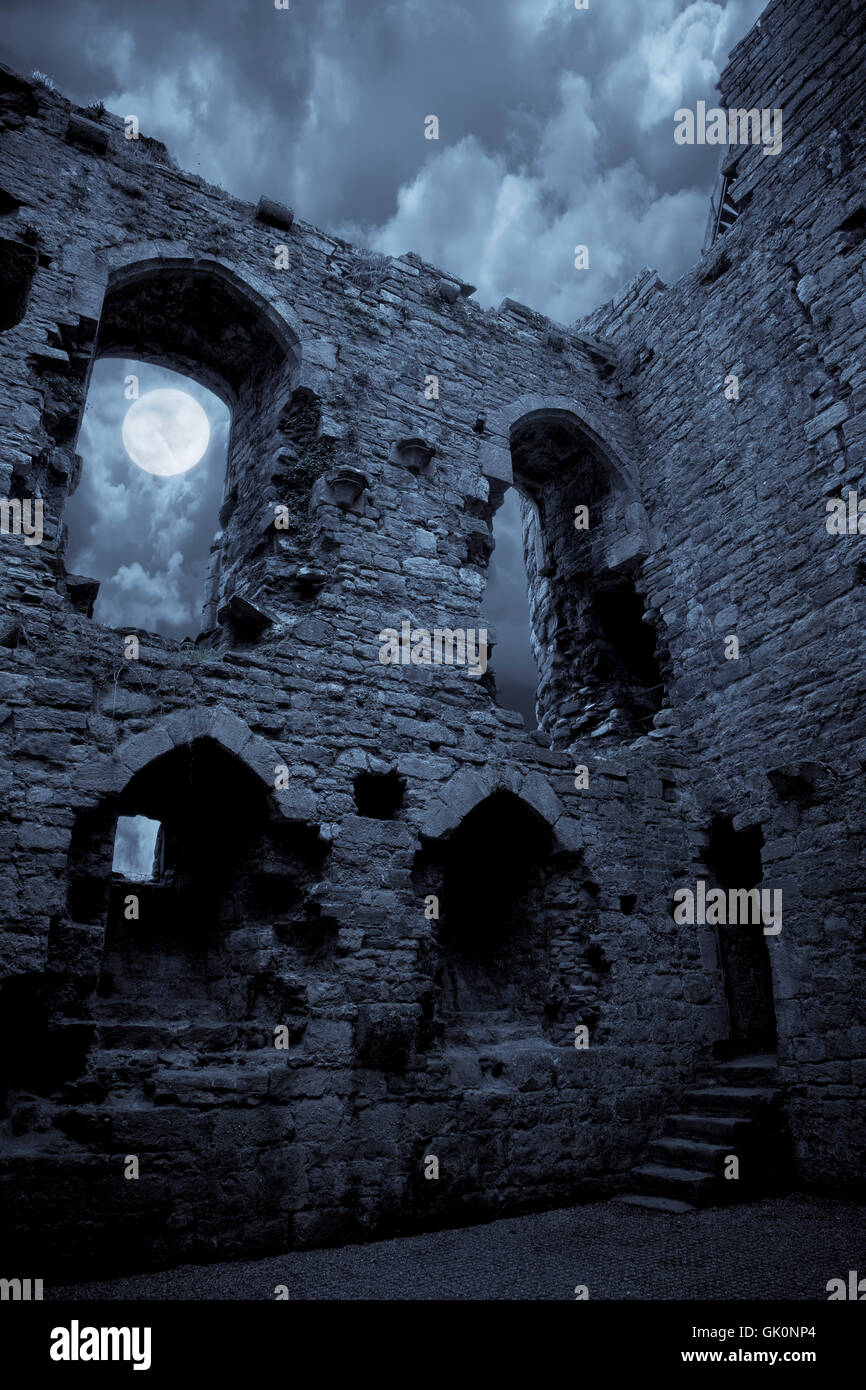 Spooky moon hi-res stock photography and images - Alamy