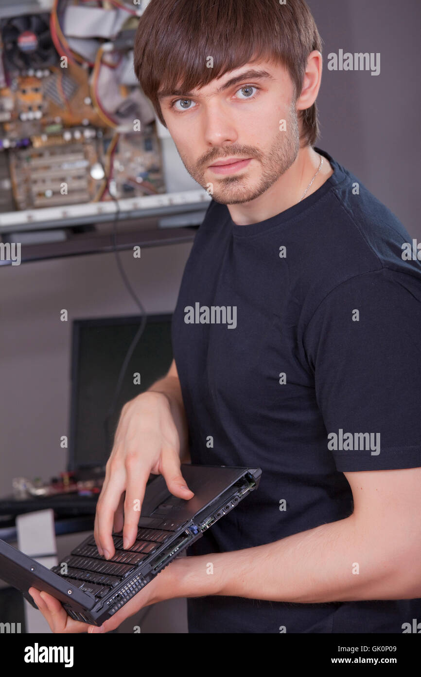 installation expert technician Stock Photo - Alamy