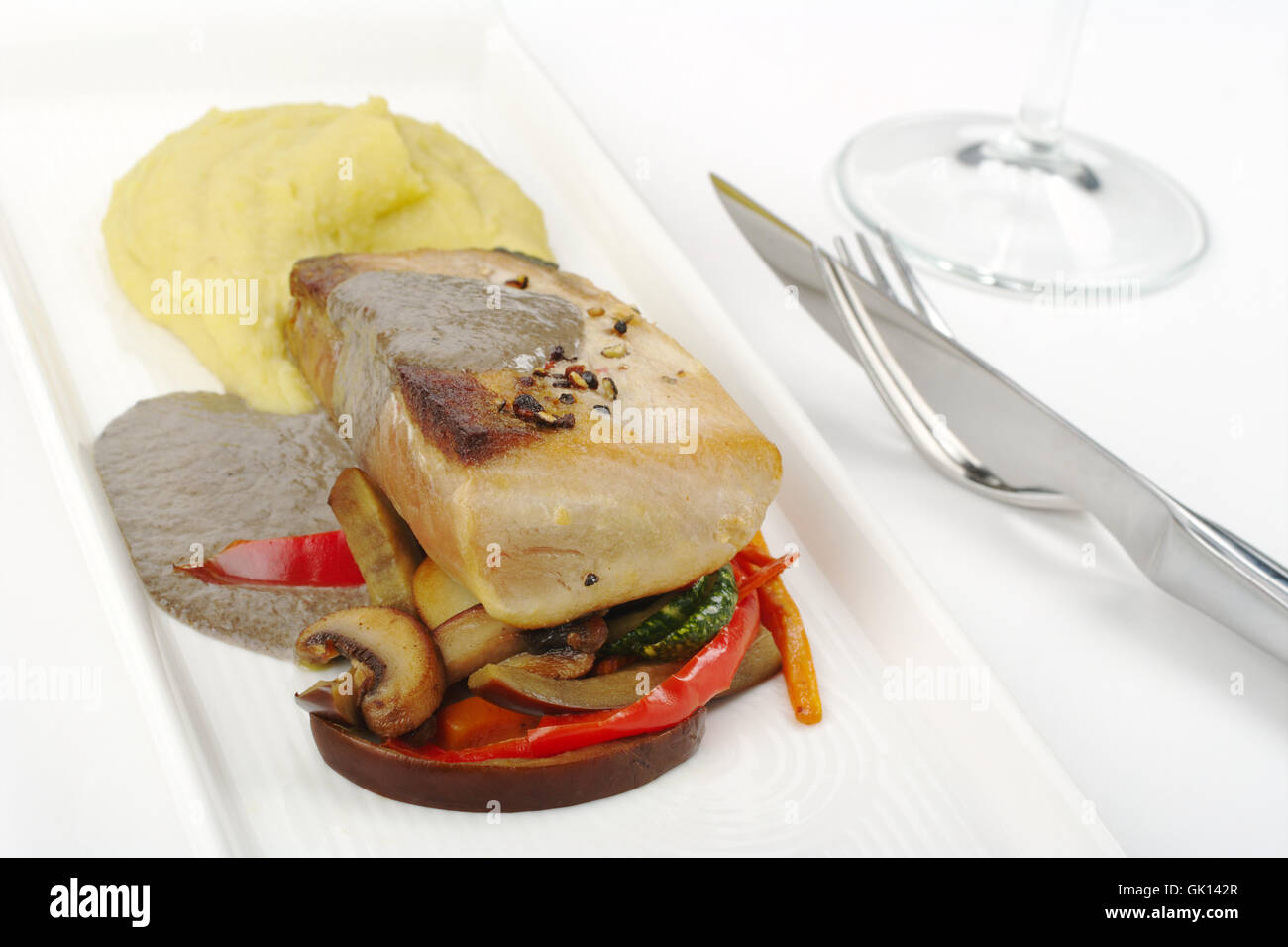fish vegetable main course Stock Photo - Alamy