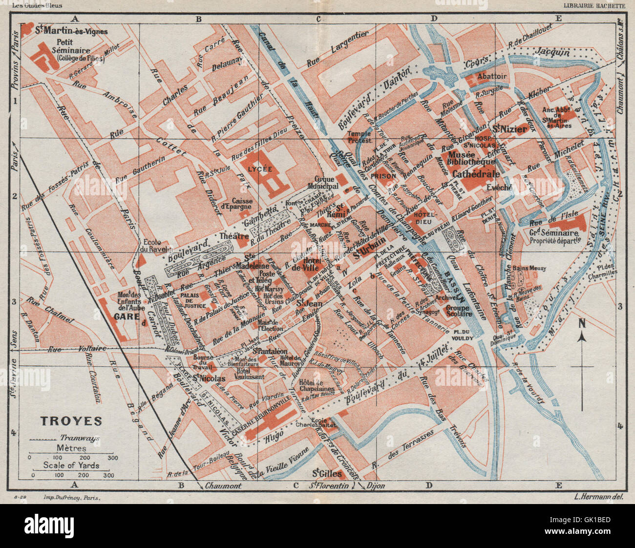 TROYES. Vintage town city ville map plan carte. Aube, 1930 Stock Photo - Alamy