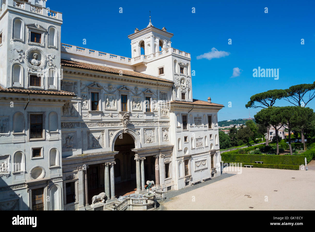 Villa medici rome hi-res stock photography and images - Alamy