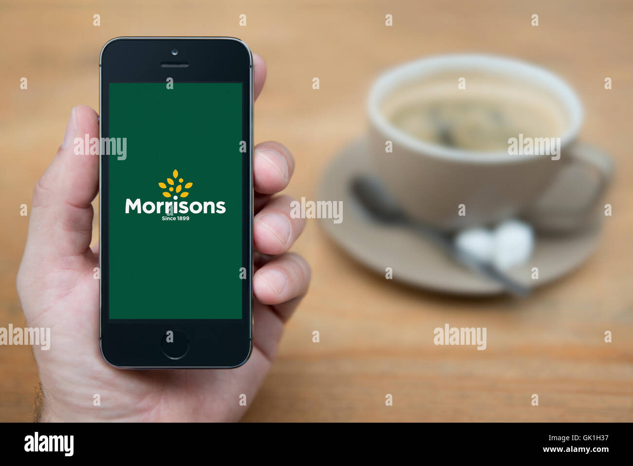 Morrisons logo hi-res stock photography and images - Alamy