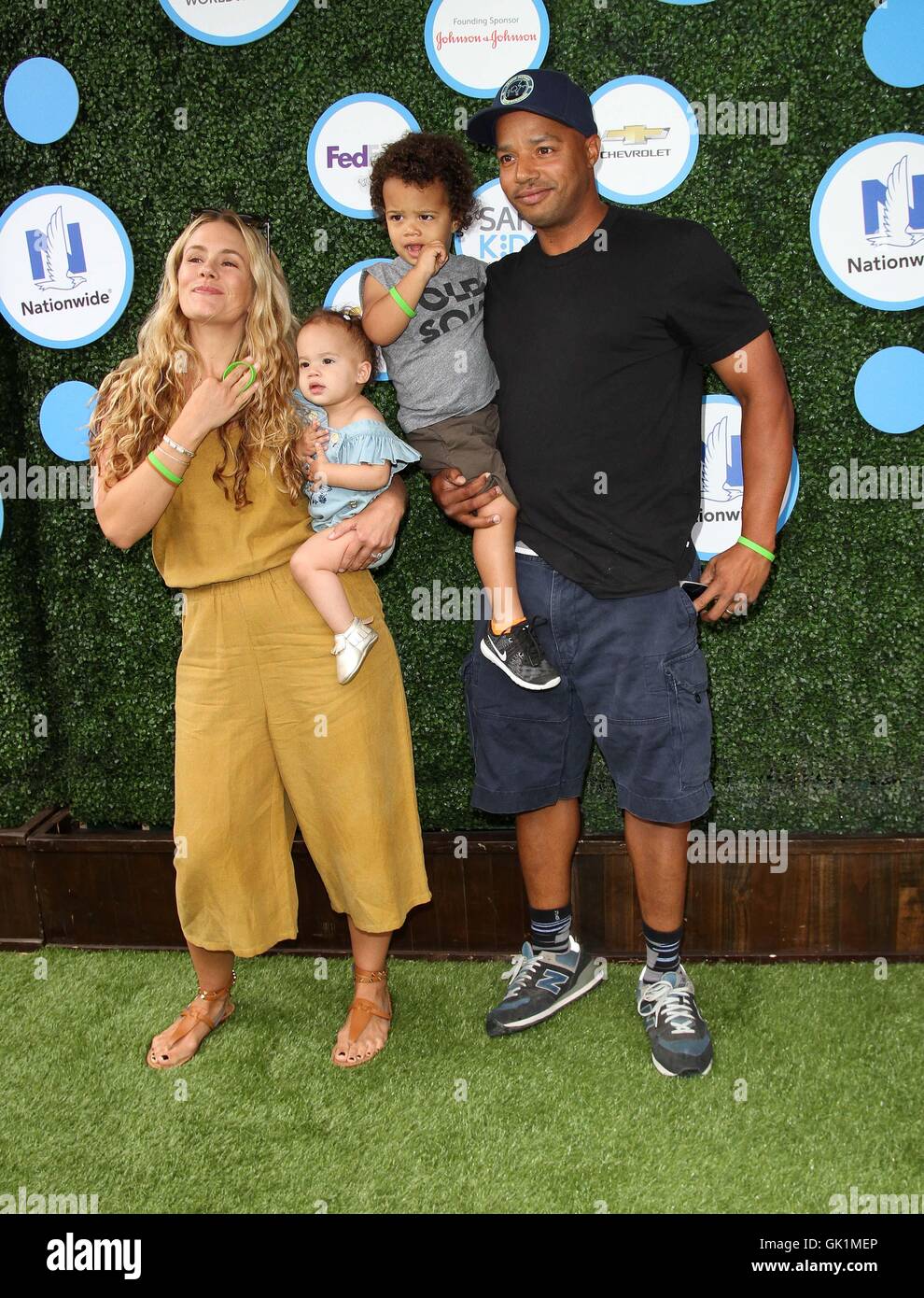 Donald faison and rocco faison High Resolution Stock Photography and ...