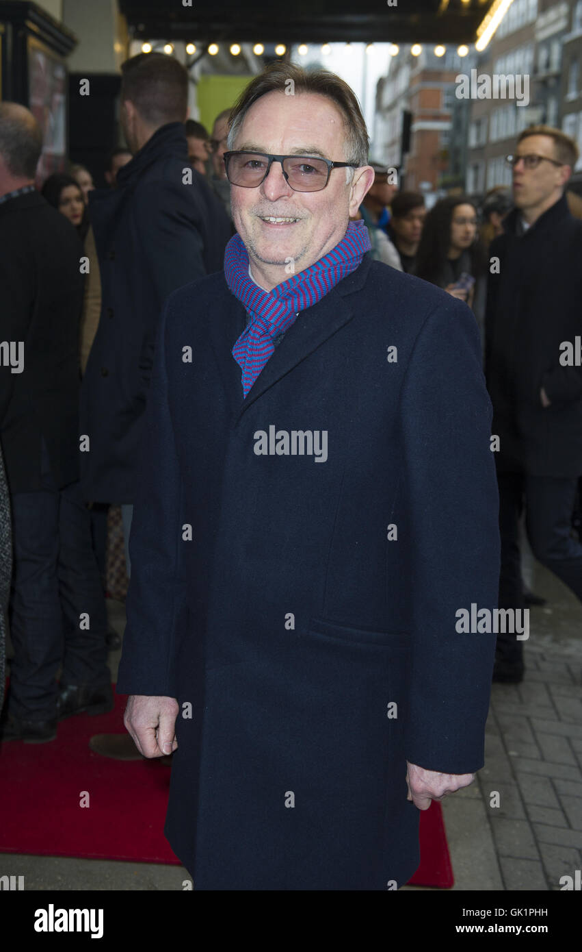 Ron cook actor hi-res stock photography and images - Alamy